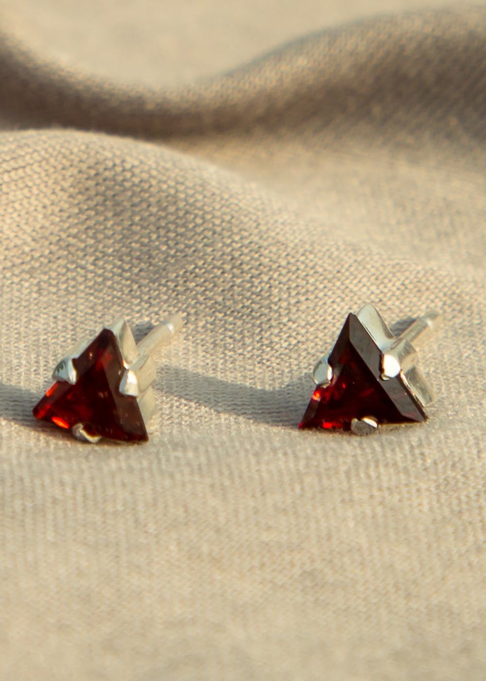 Get Solid Triangular Red Stone Studs at ₹ 595 | LBB Shop