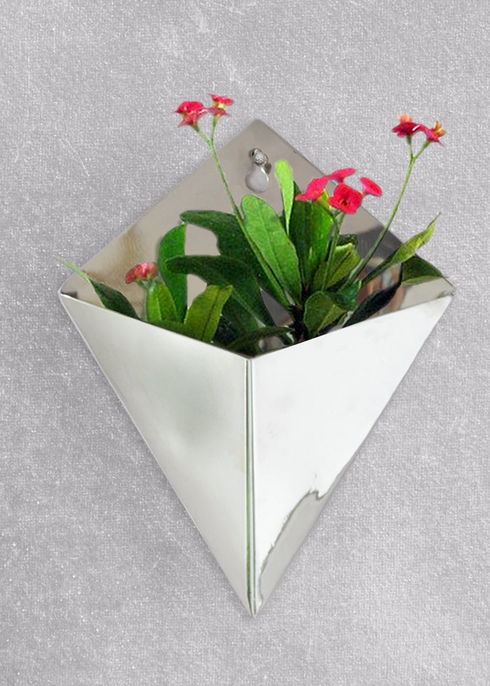 Get Wall Pocket Planters- Set of 1 at ₹ 1290 | LBB Shop