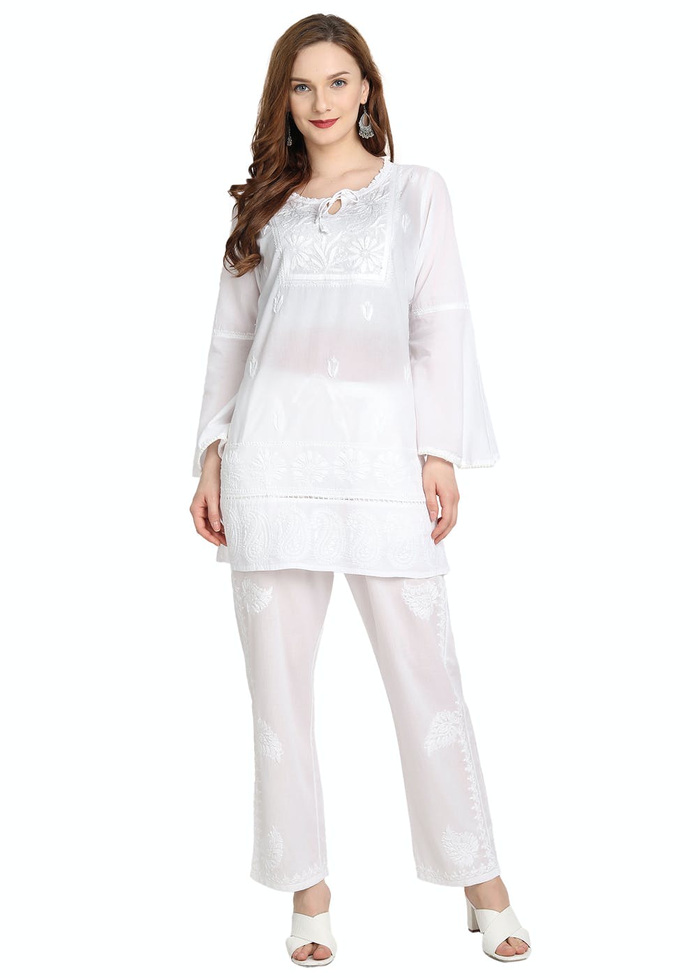 Get Drawstring Neck Tie Detail White Chikankari Tunic at ₹ 1549 | LBB Shop