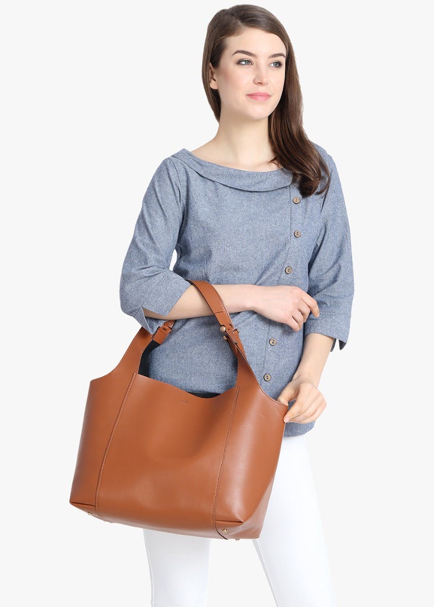 Get Stitch Detail Solid Open Tote with Pouch at ₹ 995 | LBB Shop