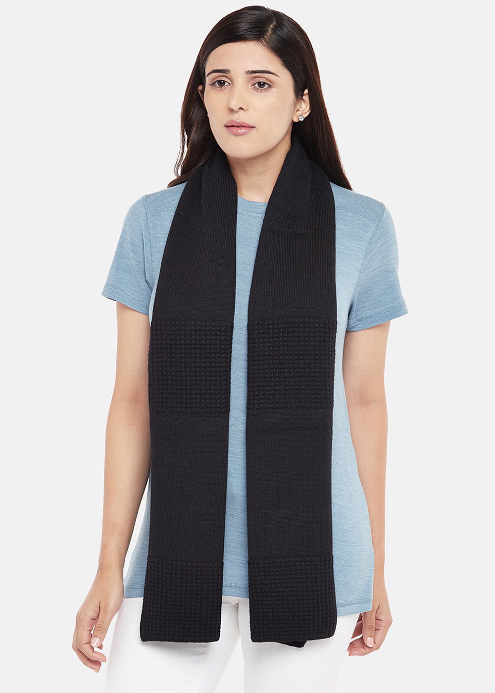 Get Solid Black Waffle Knit Muffler at ₹ 1290 | LBB Shop