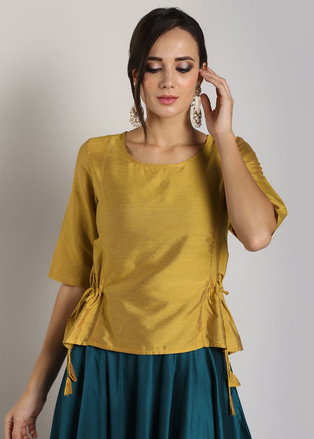 Get Side Dori Tie Detail Solid Flared Top at ₹ 1119 | LBB Shop