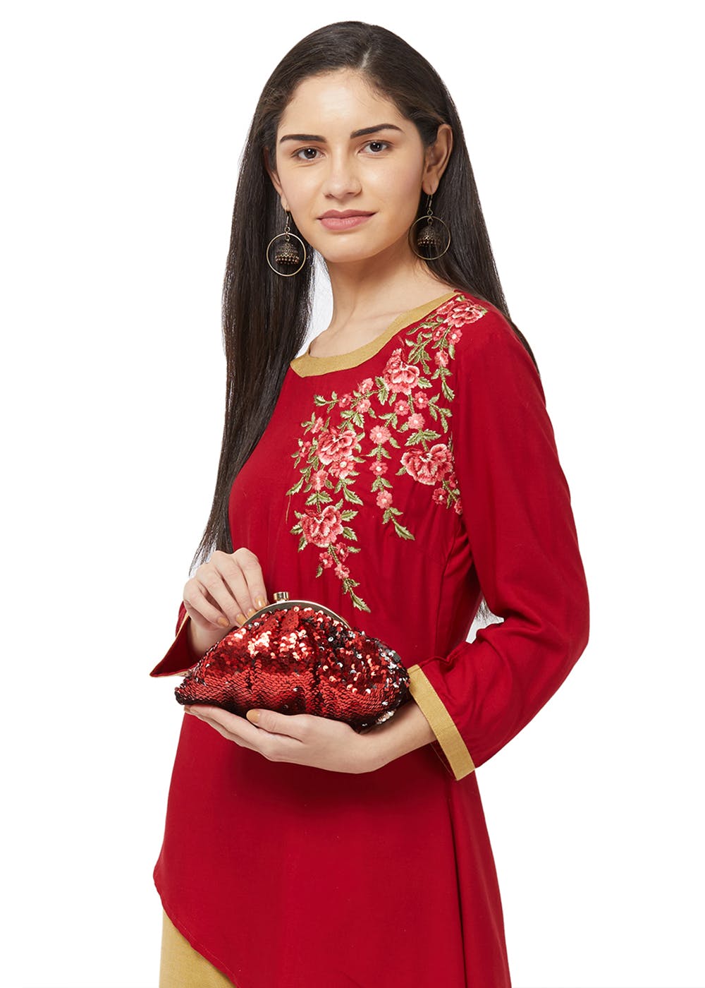 Get Sequin Detail Solid Boat Clutch at ₹ 1499 | LBB Shop