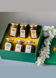 Get The Pickle Party Gift Box Pack Of 6 Pickles At 1400 LBB Shop Get The Pickle Party Gift Box Pack Of 6 Pickles At 1400 LBB Shop