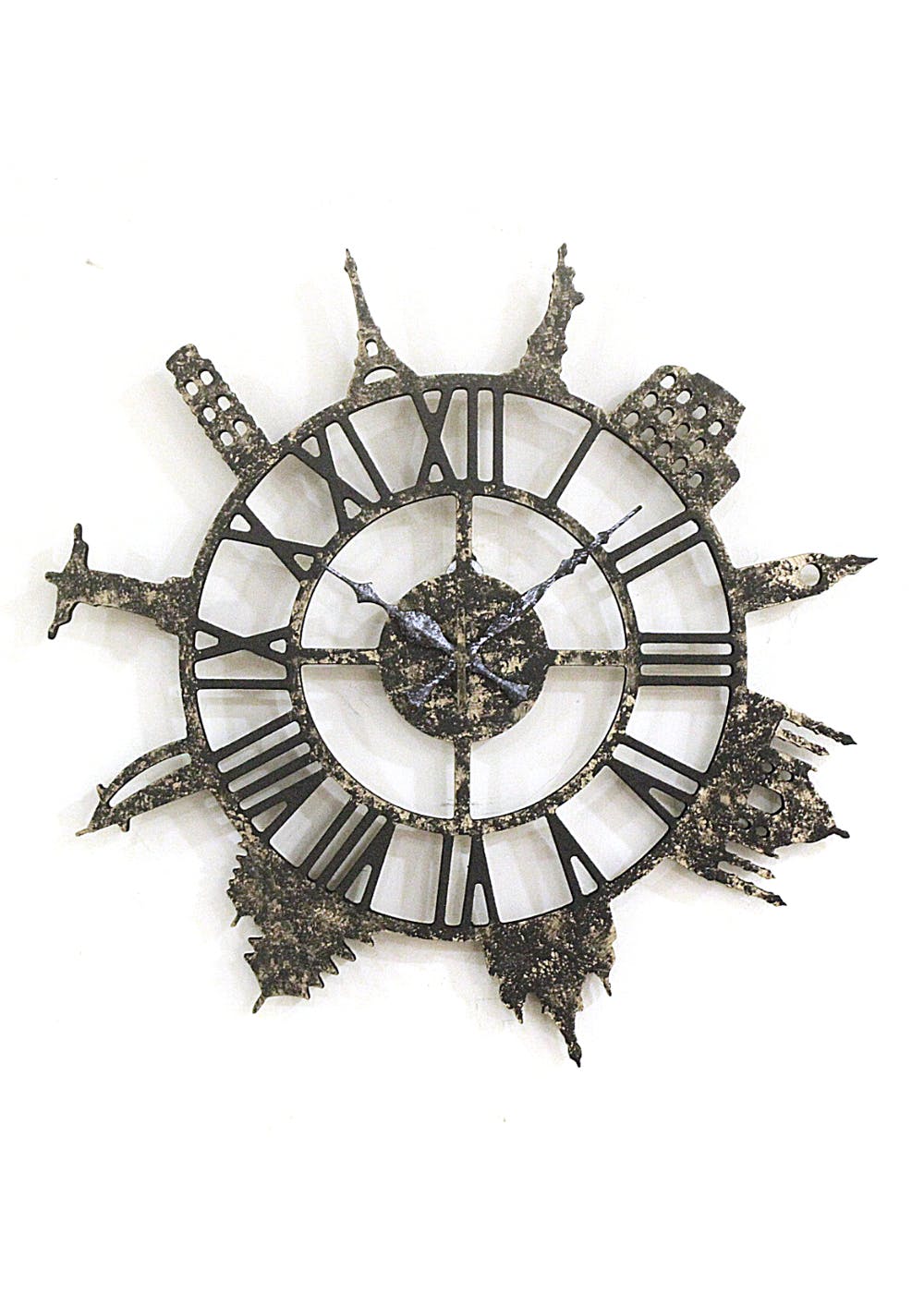 Get Travel Inspired Antique Wall Clock at ₹ 1295 | LBB Shop