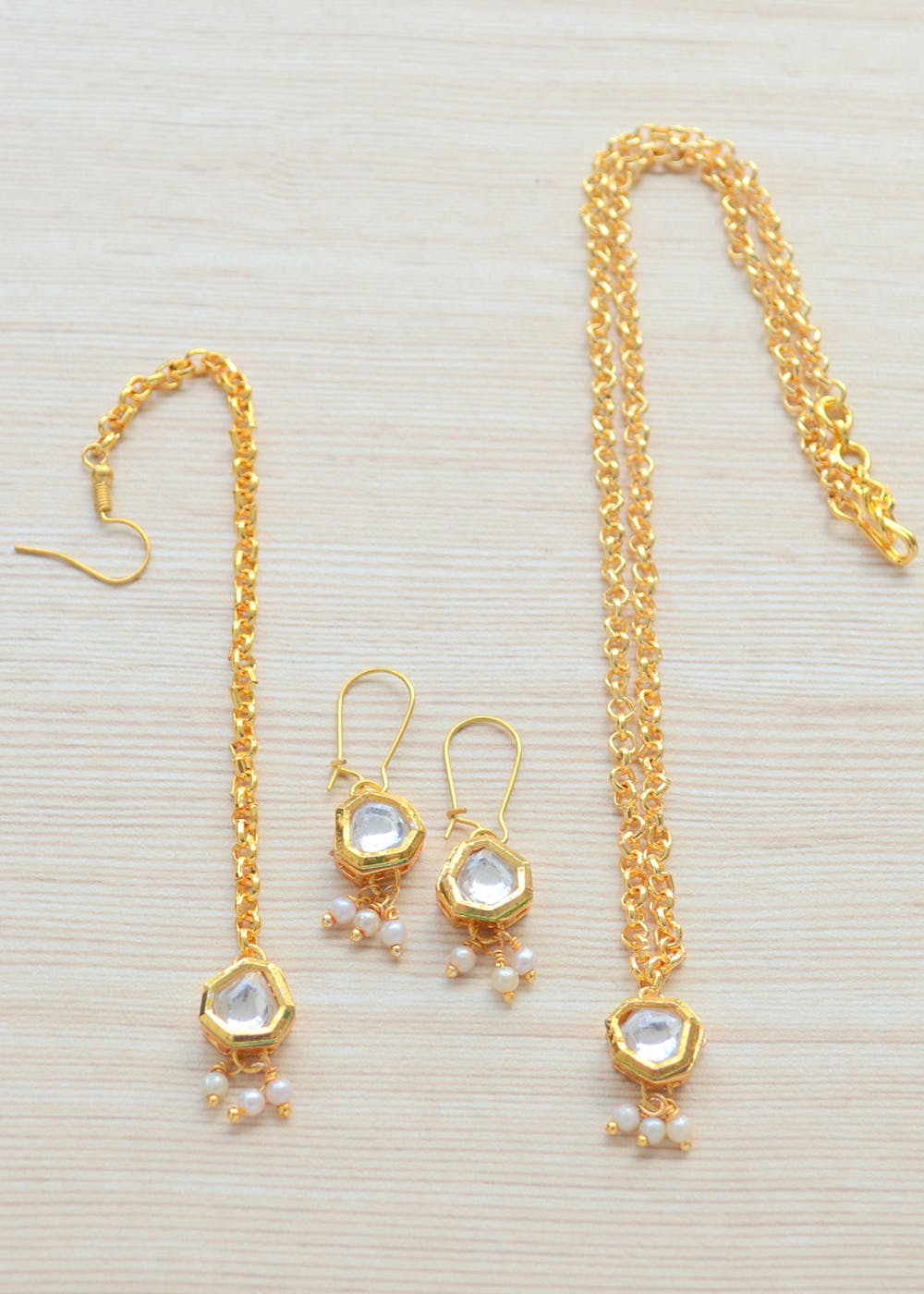 Get Contemporary Geometric Kundan Pearl Necklace Maang Tikka Earring ...