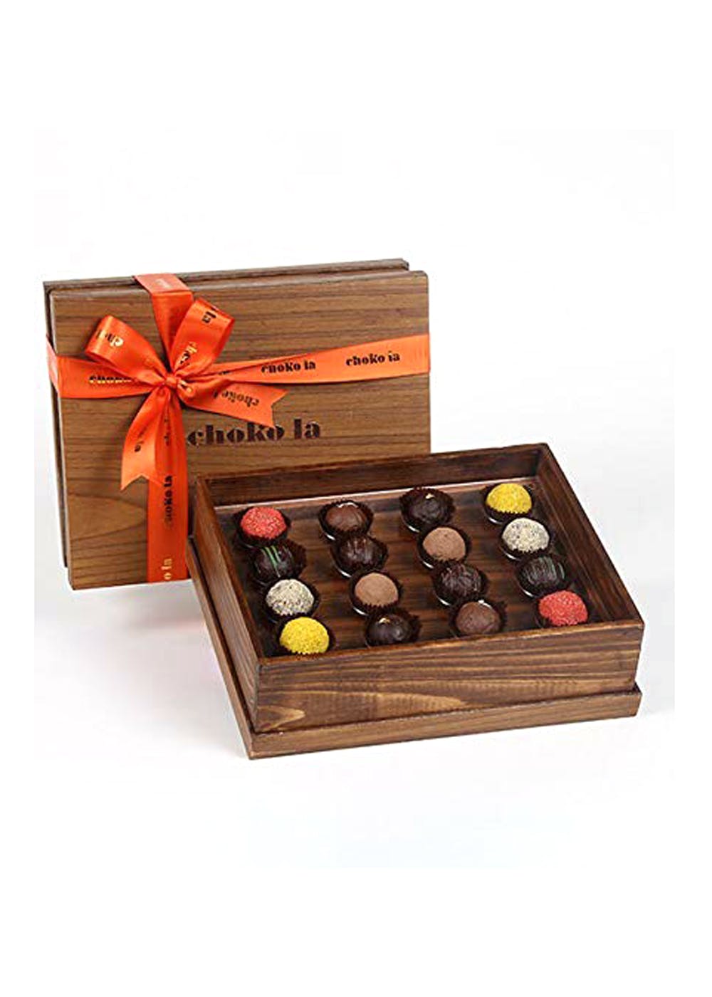 Get Chocolate Truffles Premium Gift Hamper at ₹ 1688 | LBB Shop