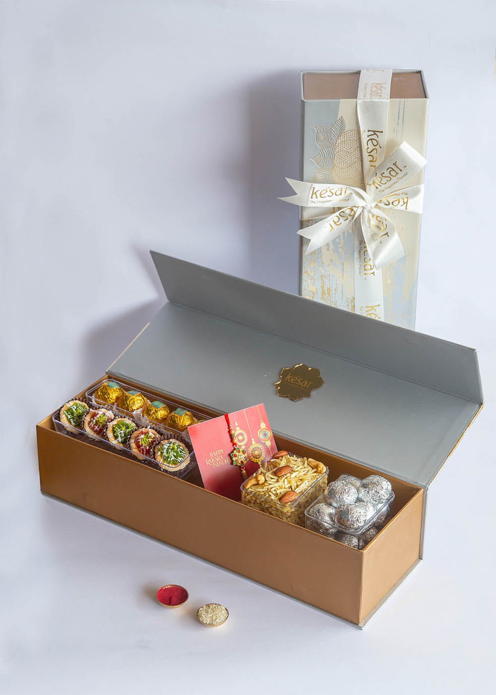 Get Sona Chandi Rakhi Lotus Gift Box (485gm) at ₹ 1708 | LBB Shop