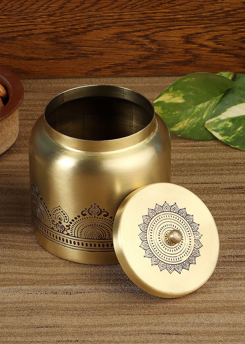 Get Maroon Dohar Brass Jar at ₹ 1750 | LBB Shop