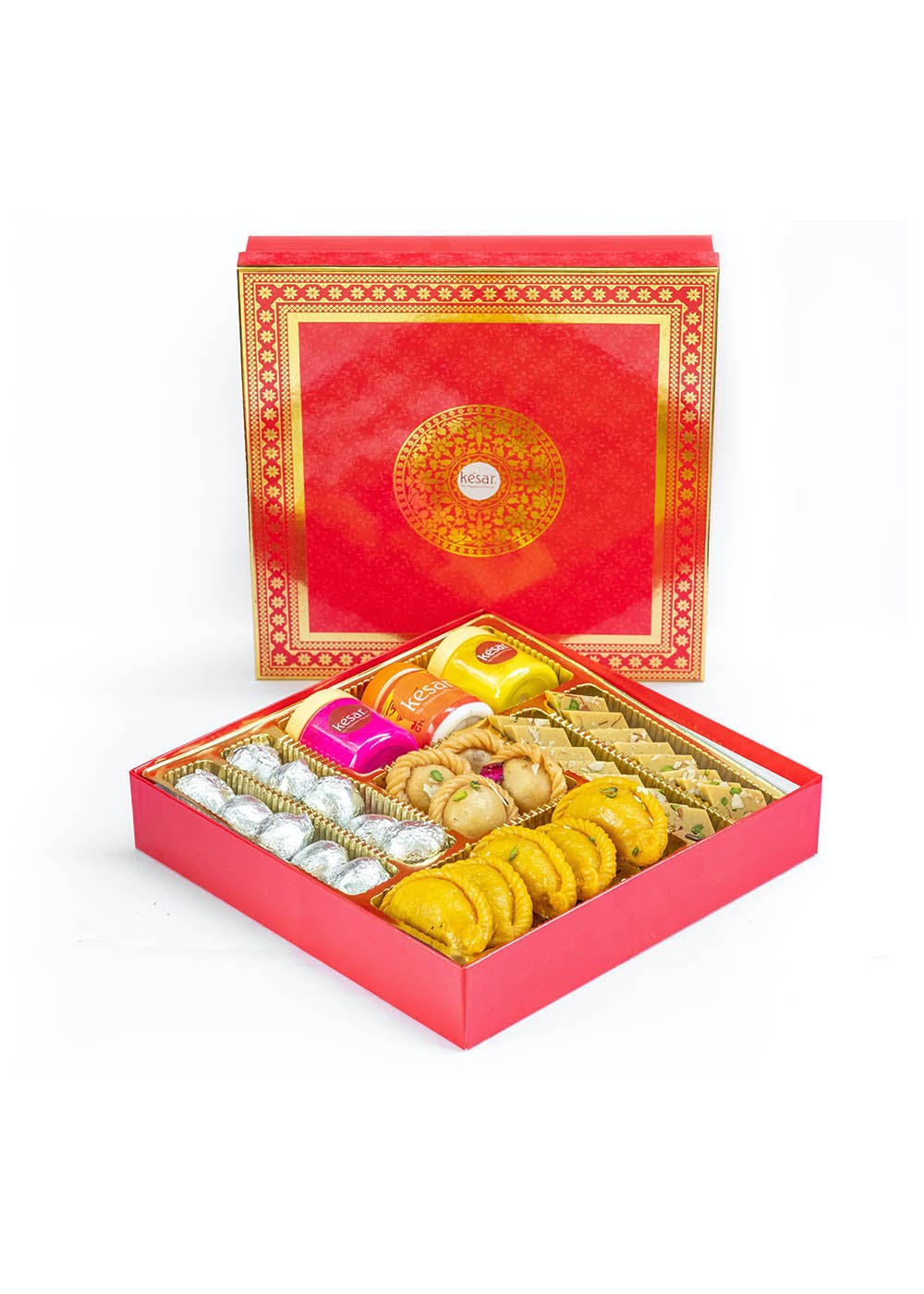 Get Holi Premium Rangoli Box (Chandrakala, Long Gulal Jar, Chandan Jar ...