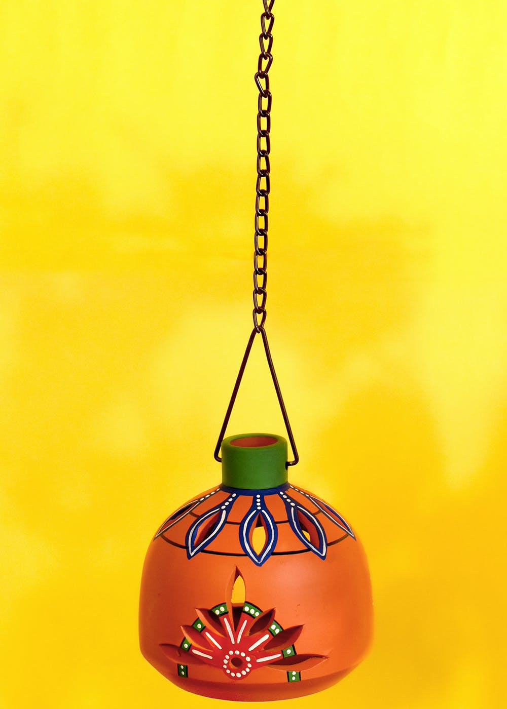 Get Terracotta Handpainted Pink Matki Hanging Tea Light at ₹ 485 | LBB Shop