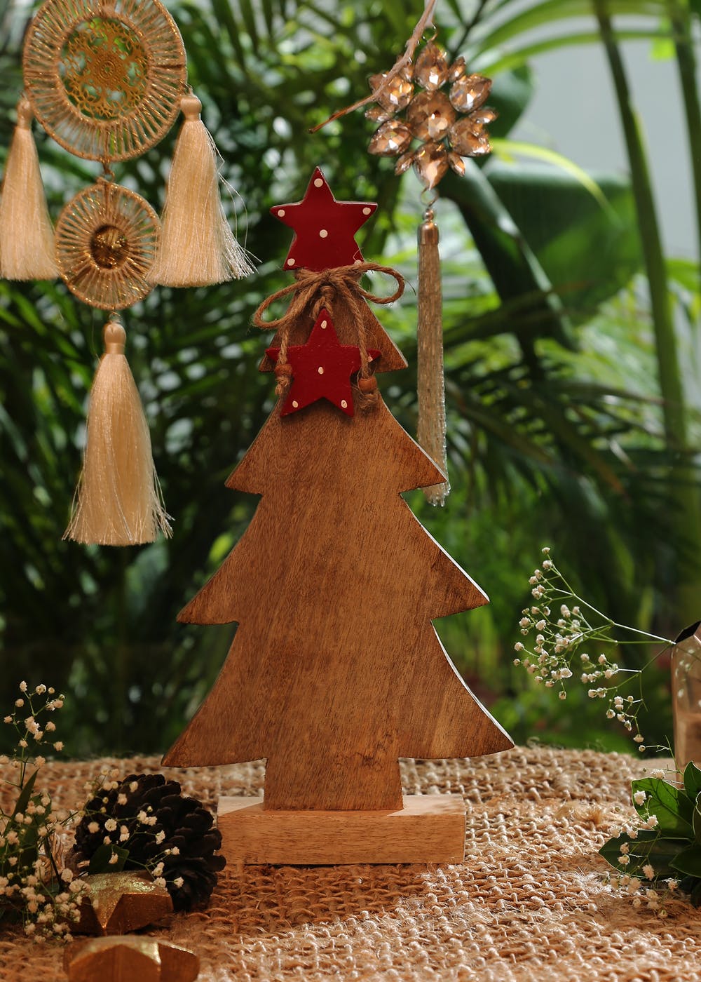 Get Wooden Tree With Red Star at ₹ 595 | LBB Shop