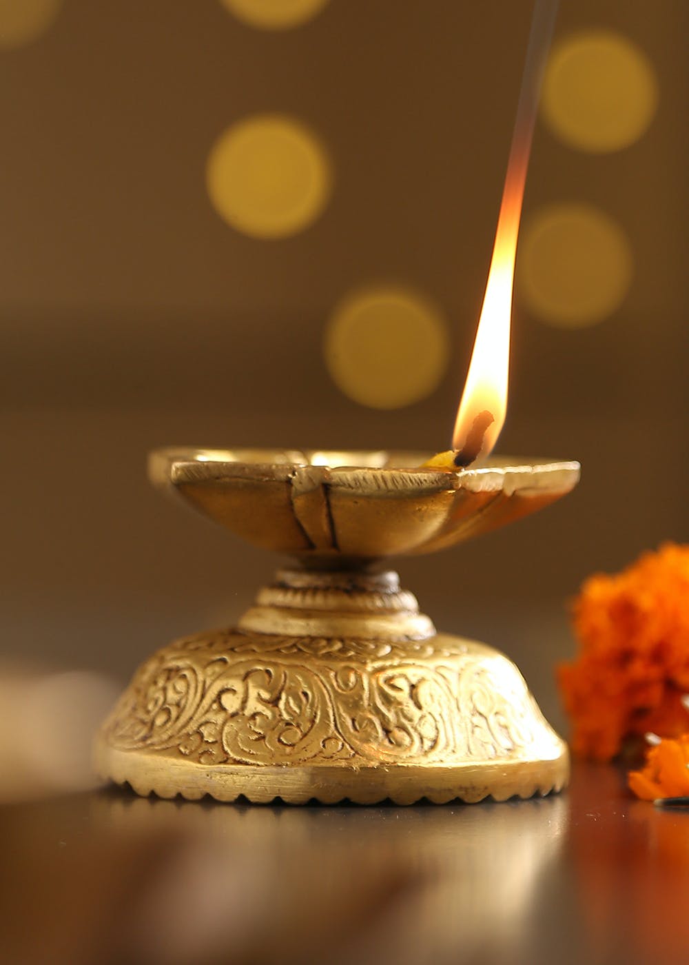 Get Flower Shape Brass Diya at ₹ 1000 | LBB Shop