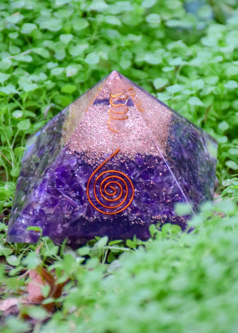 Get Amethyst Orgone Pyramid at ₹ 400 | LBB Shop