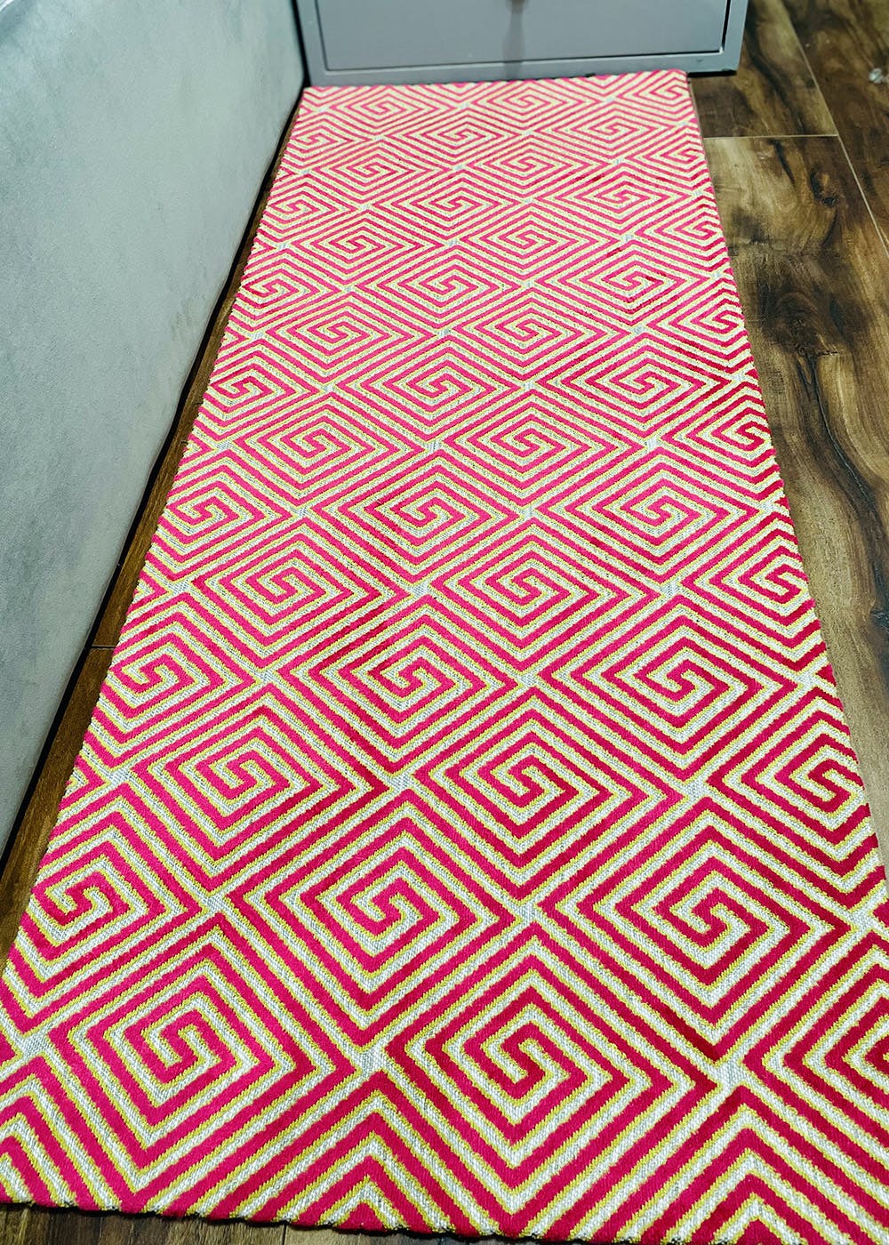 Get Red Geometric Design Runner at ₹ 949 | LBB Shop