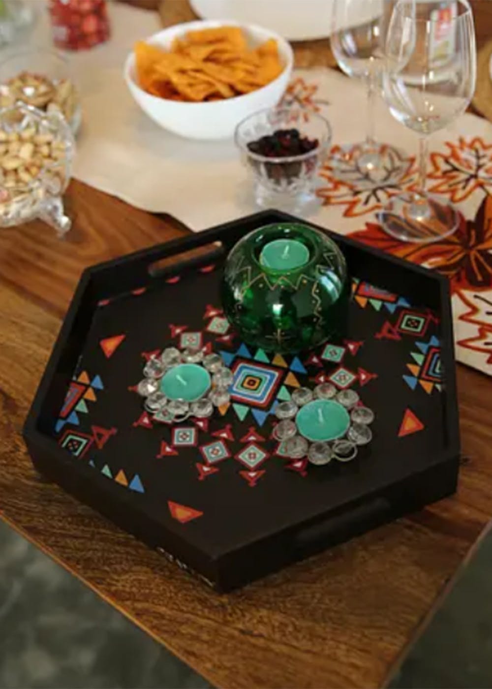 Get Aztec Pattern MDF Small Hexagon Serving Tray at ₹ 809 | LBB Shop