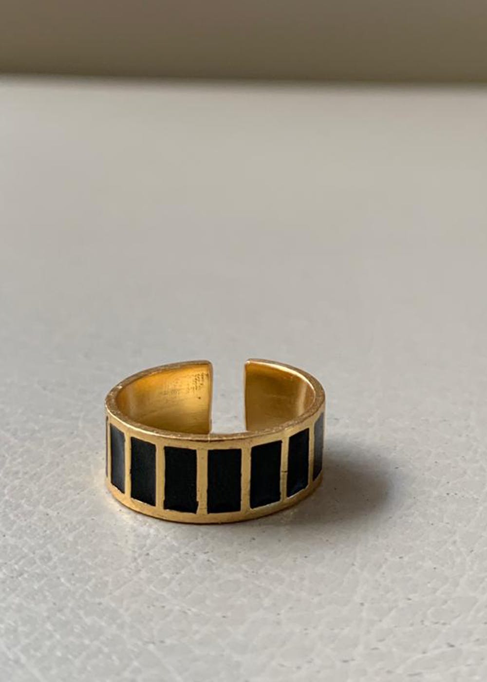 Get Set of 2 Vertical Enamel Striped Adjustable Ring at ₹ 2000 | LBB Shop
