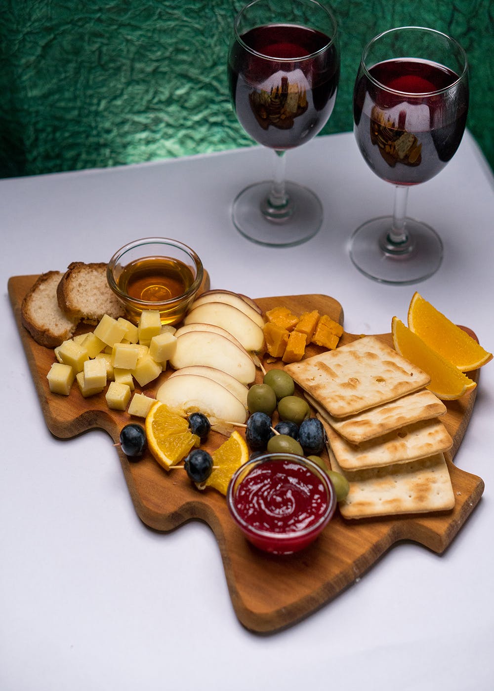 Get The Christmas Cheese Board at ₹ 750 | LBB Shop