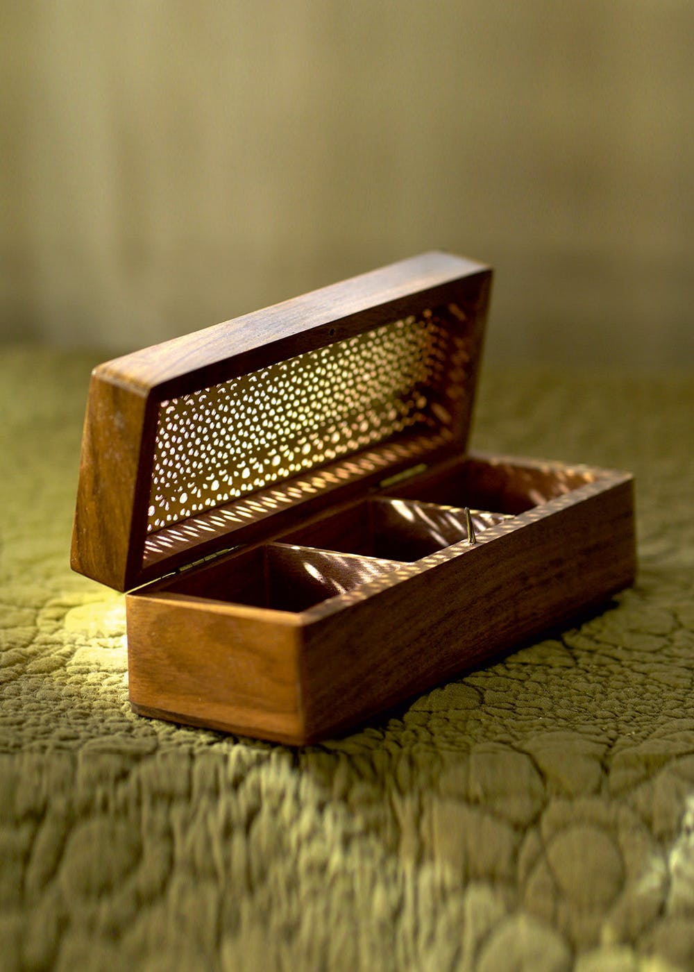 Get Pavitra Box With 3 Partitions at ₹ 1500 | LBB Shop