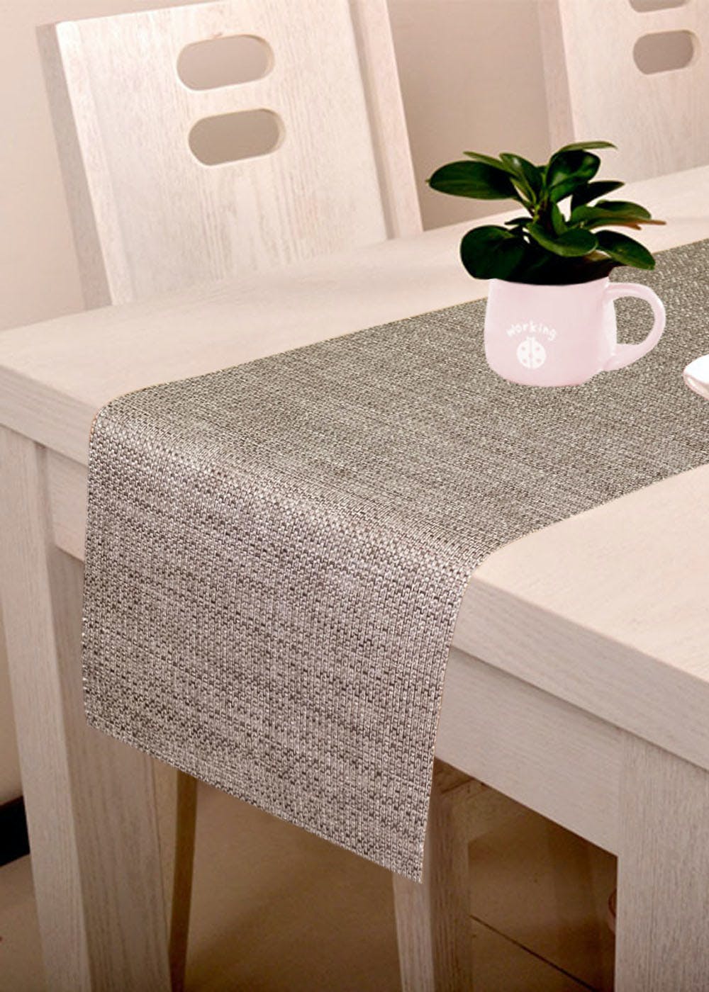 Get Shiny Silver Waterproof And Heat Resiscreamt Pvc Runner (30 X 180 ...