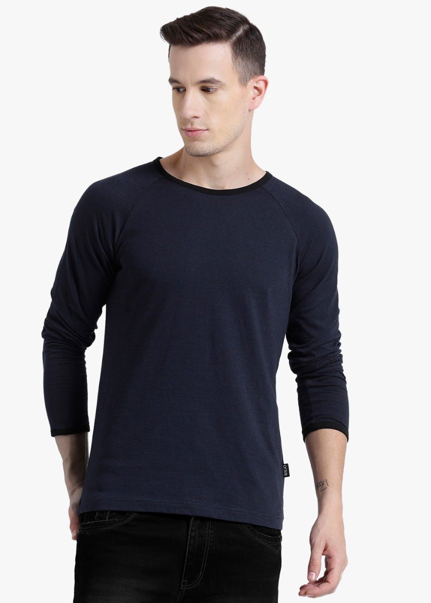 Get Handmade Raglan Sleeves Round Neck Black T-Shirt at ₹ 399 | LBB Shop