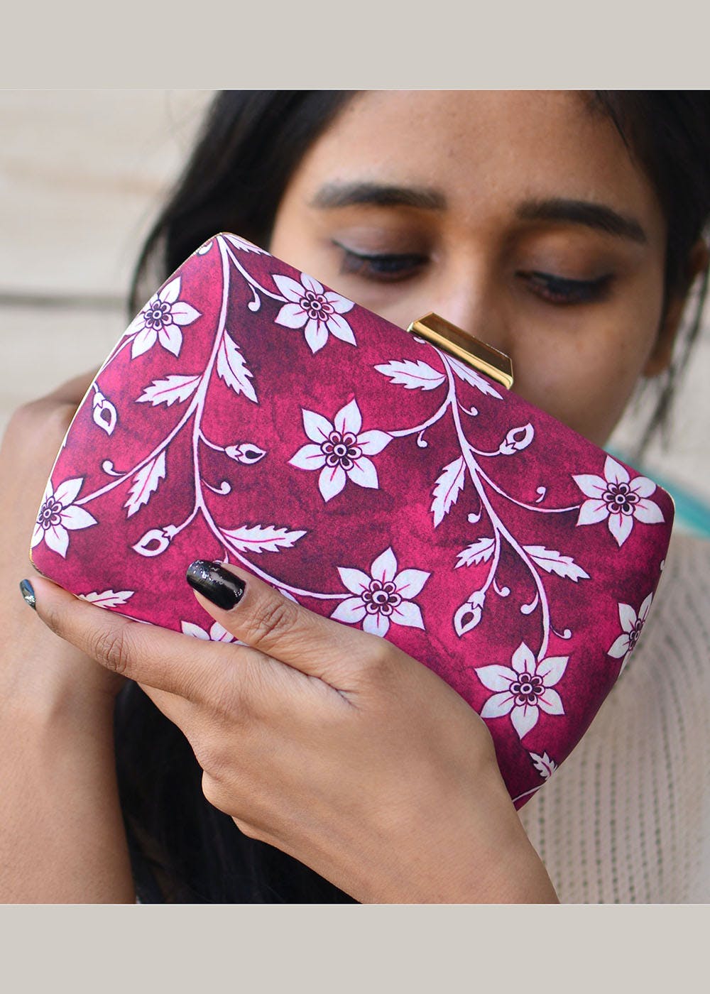 Get White Floral Printed Rectangular Pink Clutch at ₹ 1099 | LBB Shop