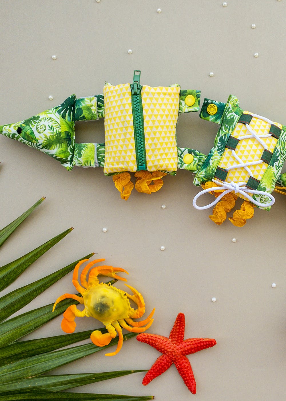 Get Tropical Dress Up Fish at ₹ 1000 | LBB Shop