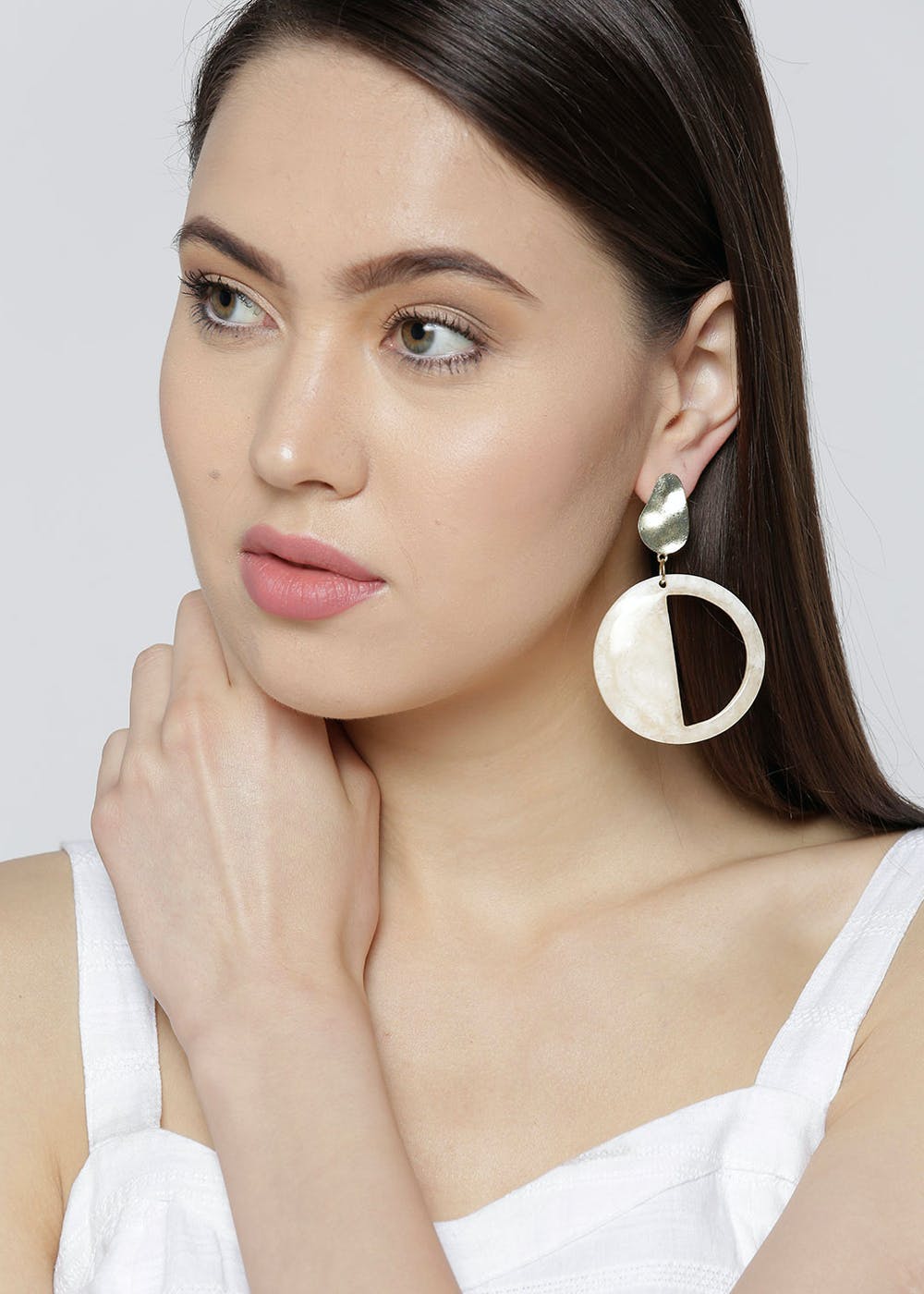 Get Off White Circular Drop Earring at ₹ 520 | LBB Shop