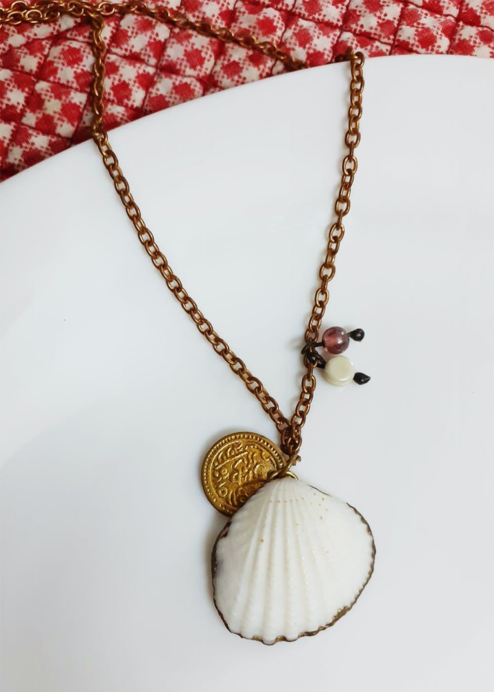 Get Seashell Coin Pendant at ₹ 499 | LBB Shop