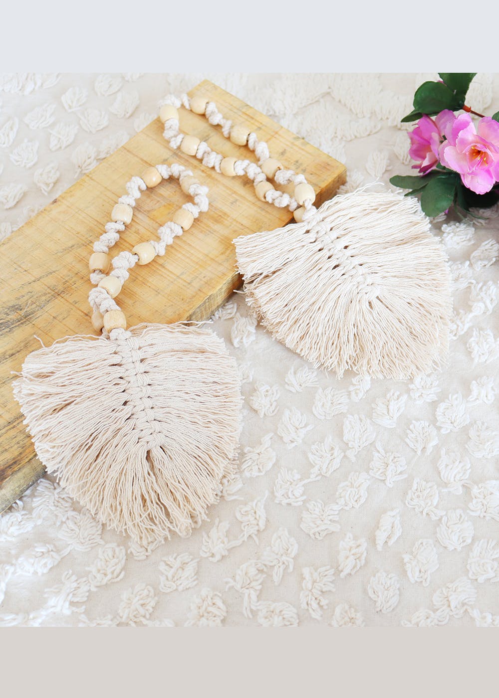 Get Feather Curtain Tiebacks at ₹ 499 | LBB Shop