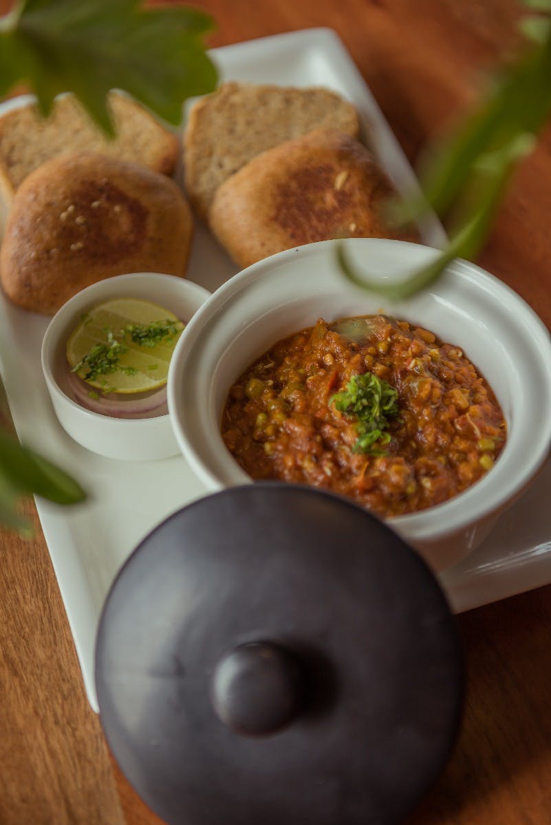 Get South Indian Breakfast For One At FabCafe at ₹ 299 | LBB Shop