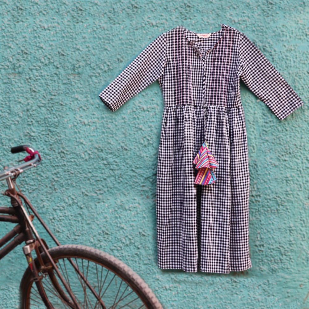 Get Chequered Dress With Thread Detail at ₹ 999 | LBB Shop
