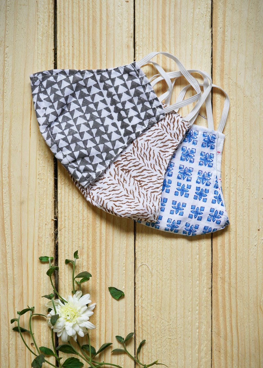 Get Set of 3 Geometric, Floral & Abstract Printed Masks at ₹ 390 | LBB Shop