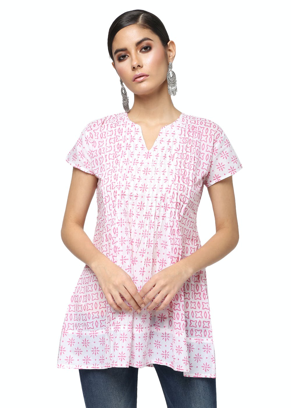 Get Contrast Printed White Pleated Tunic at ₹ 1200 | LBB Shop