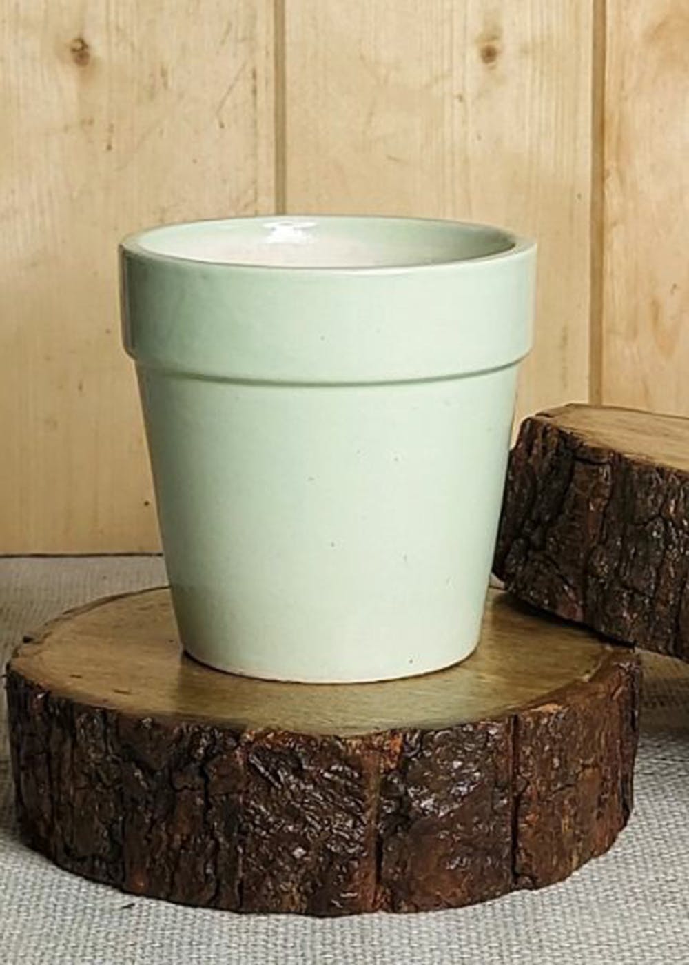 Get Gamla Light Green Ceramic Pot at ₹ 479 | LBB Shop