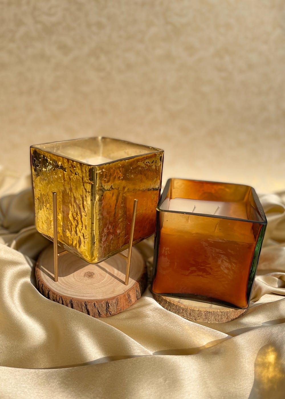 Get Ocean Breeze Amber Cube Candle - Burn Time - 3 Hours at ₹ 1300 ...