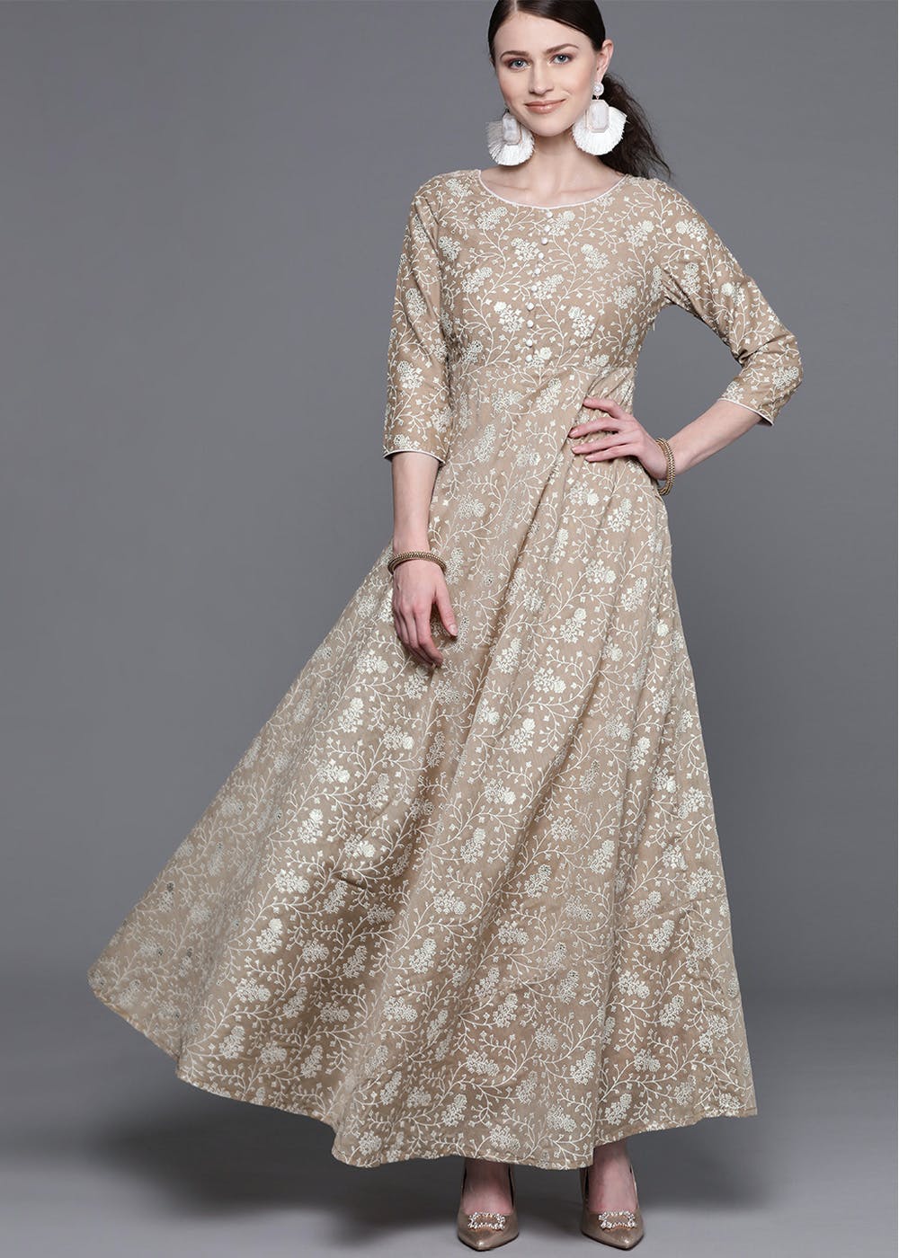 Get Button Detail Beige Floral Printed Slim Fit Maxi Dress At ₹ 1999