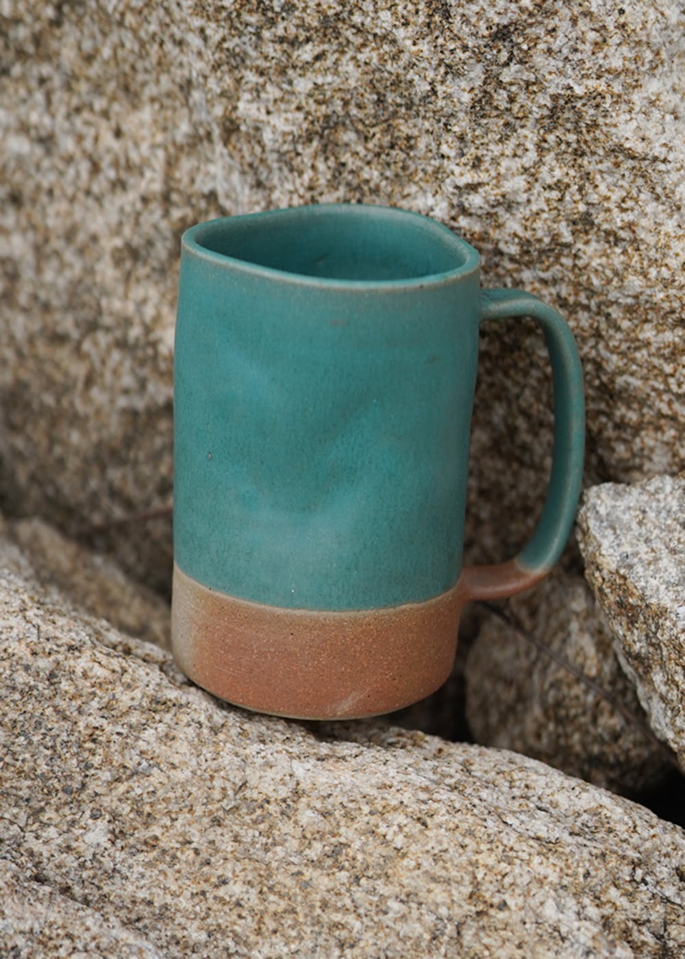 Get Coral Blue Pint Mug at ₹ 899 | LBB Shop