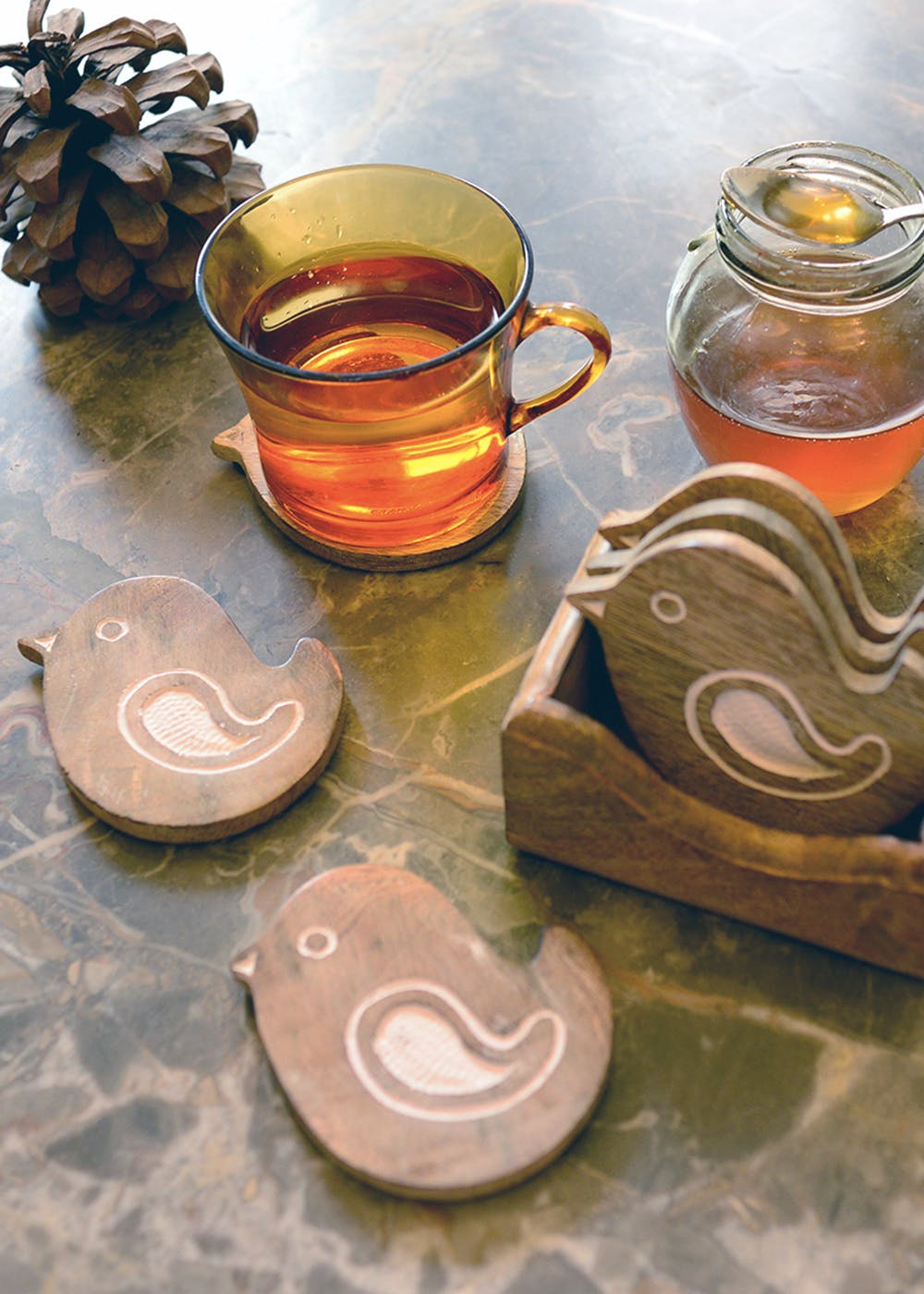 Get Handcrafted Wooden Bird Coasters - Set of 6 at ₹ 759 | LBB Shop