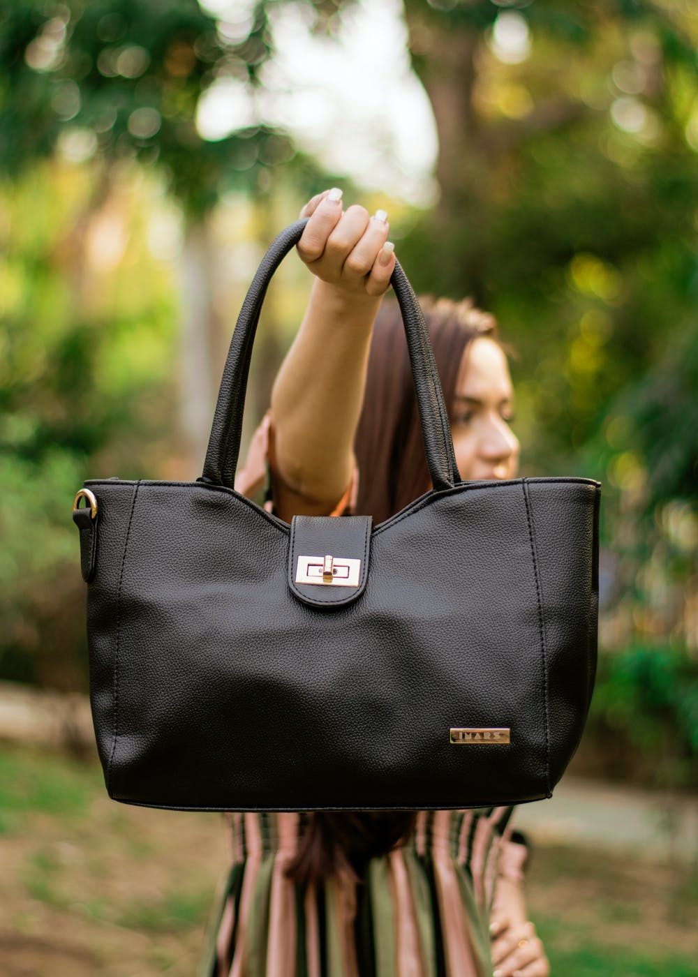 Get Solid Textured Basic Handbag at ₹ 2199 | LBB Shop