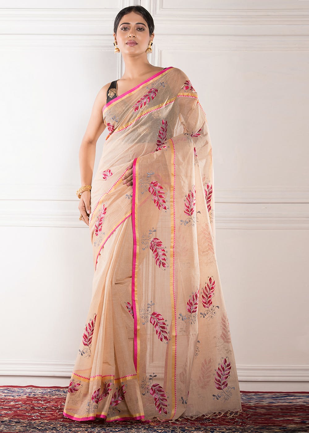 Get Cream Bangladeshi Cotton Machine Embroidered Saree at ₹ 2445 | LBB Shop
