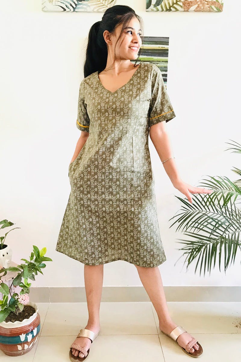 Get Your Hands On This Dress For A Breezy Summer Look | LBB