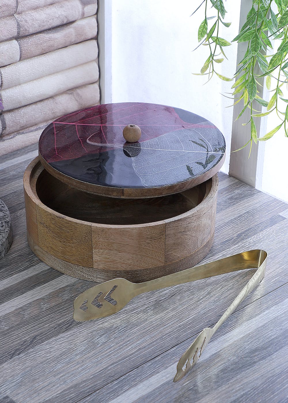 Get Leaves Printed Mango Wood And Steel Roti Box With Tong at ₹ 1442 ...