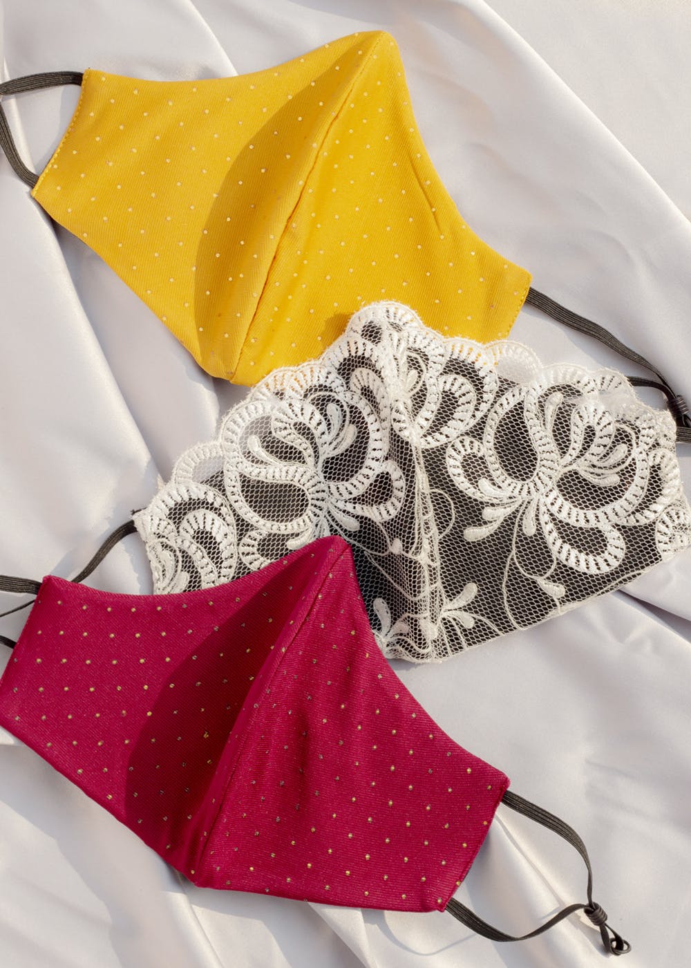 Get Sunset Masks - Pack Of 3 at ₹ 700 | LBB Shop