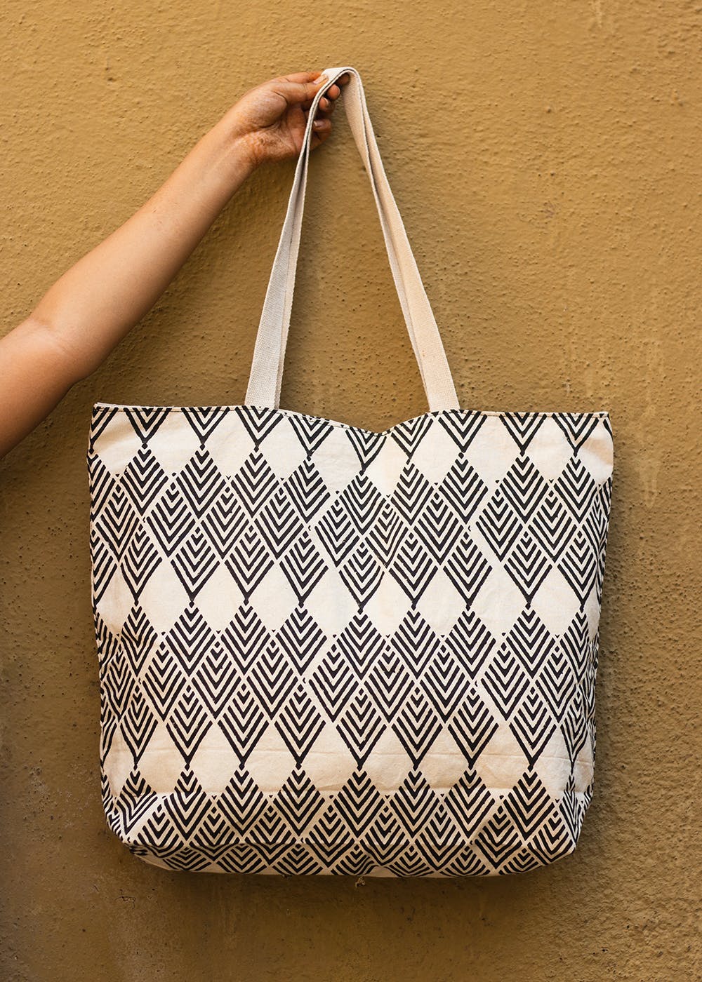 Get Black Block Printed Geometric Tote Bag at ₹ 750 | LBB Shop