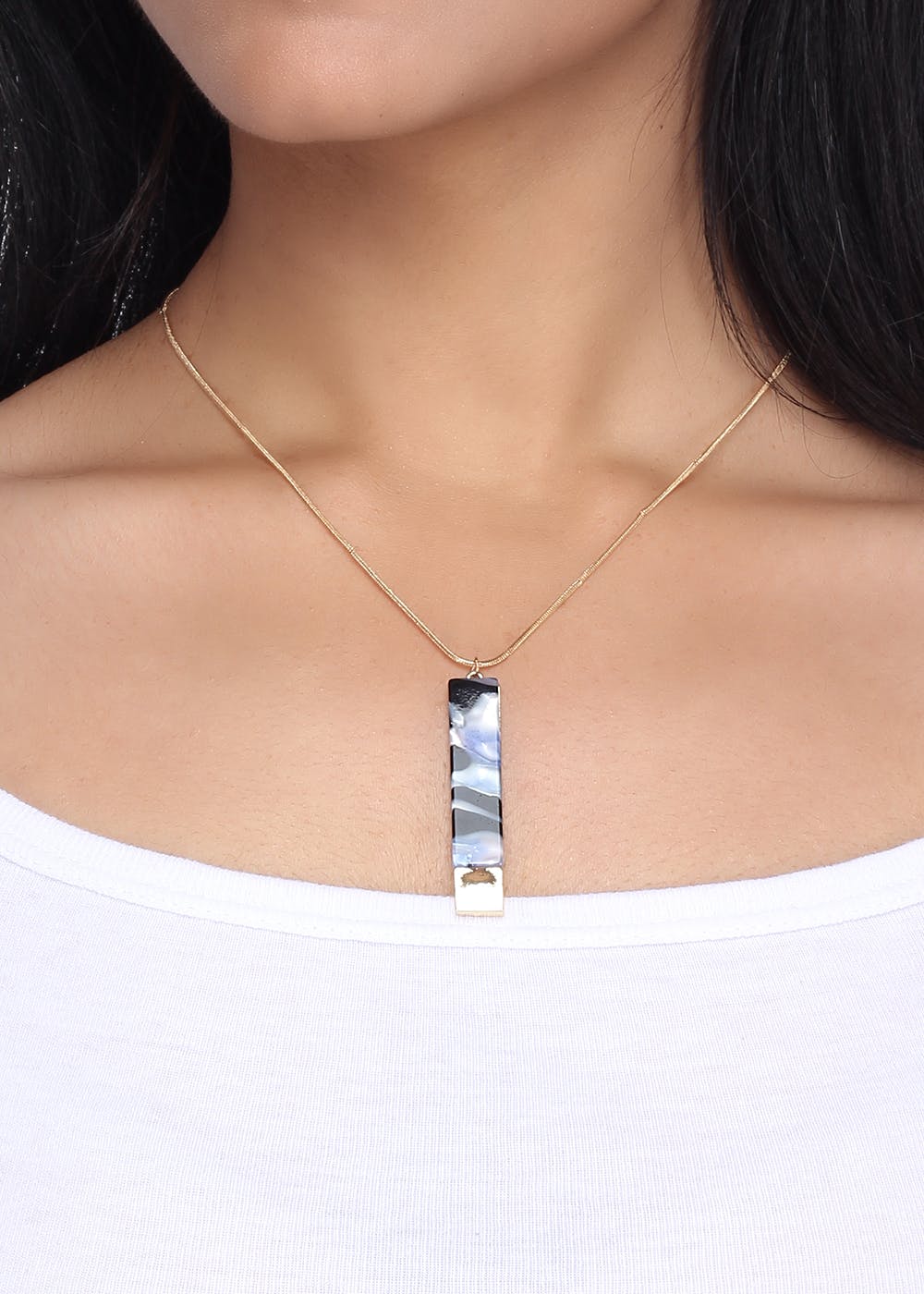 Get Textured Resin Rectangular Pendant at ₹ 340 | LBB Shop