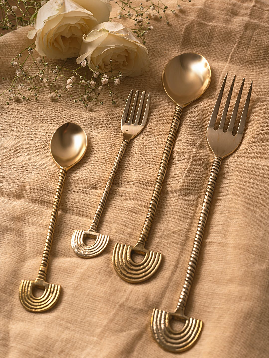 Get Sunflower Serveware - Set of 4 at ₹ 1890 | LBB Shop