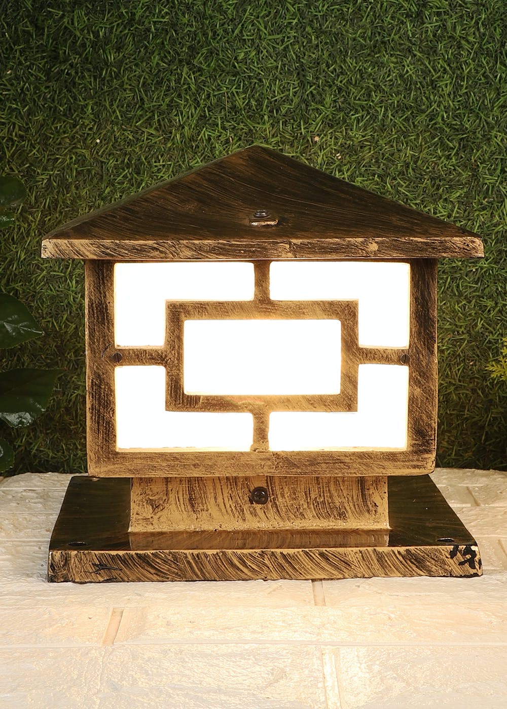 Get Amber Antique Gold Iron Gate Lights at ₹ 3625 | LBB Shop