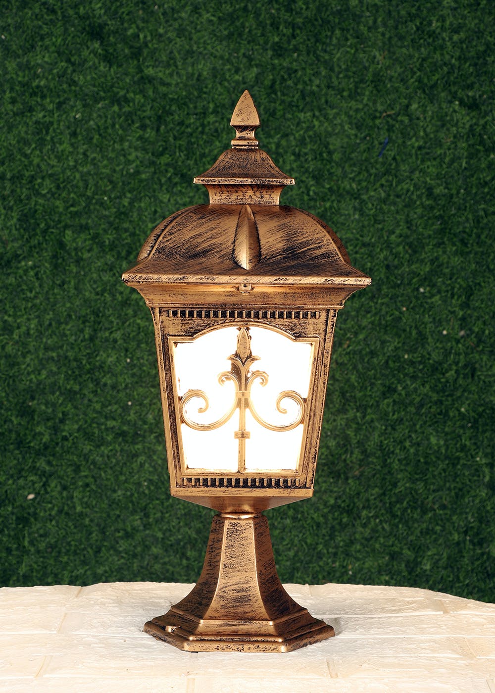 Get Amazed Black Iron Gate Lights at ₹ 2855 | LBB Shop