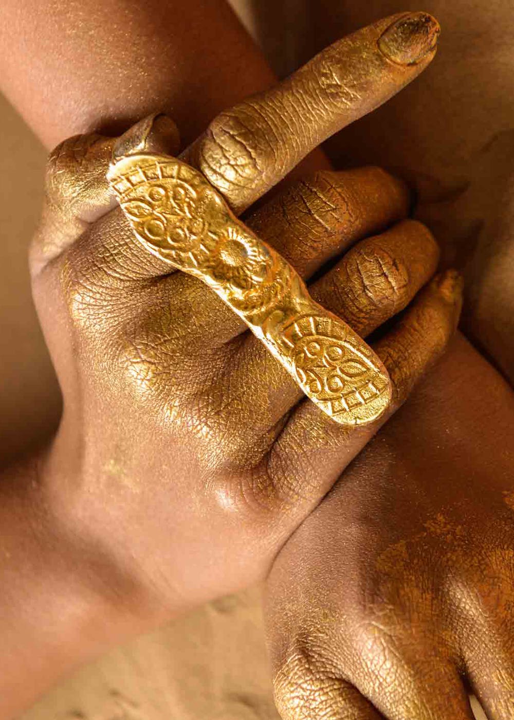 Get Ethnic Floral Engraved Gold Long Fossil Ring at ₹ 1568 | LBB Shop